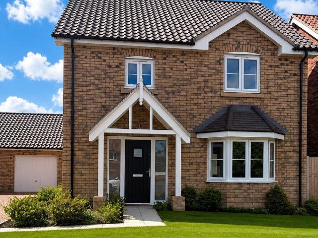 4 bedroom detached house for sale