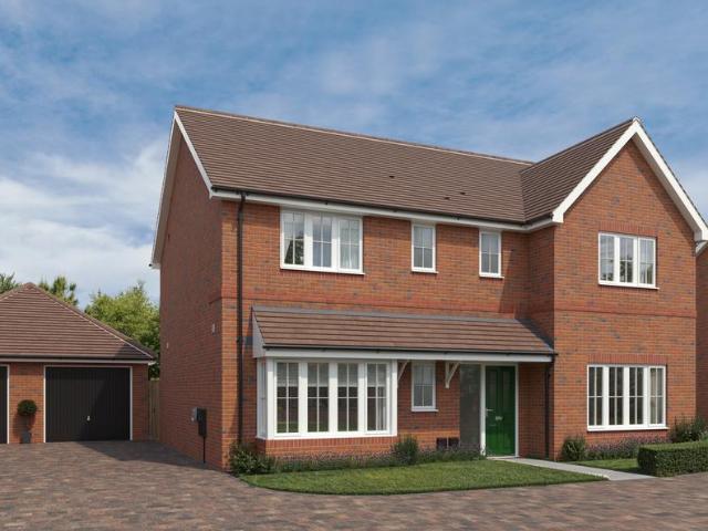 4 bedroom detached house for sale