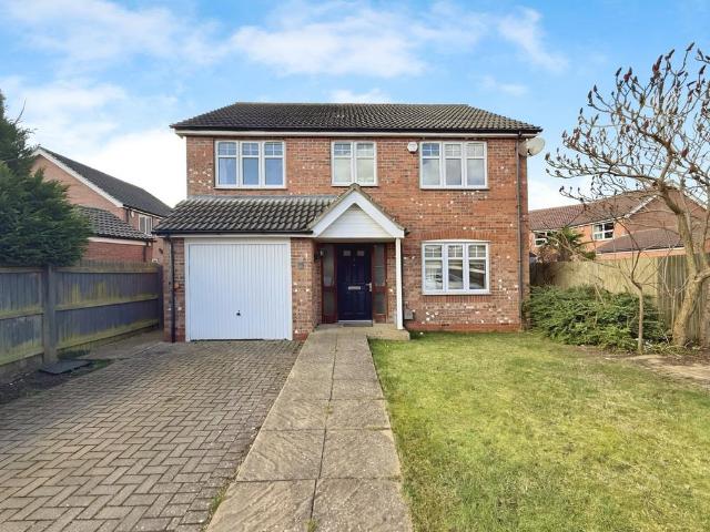 4 bedroom detached house for sale
