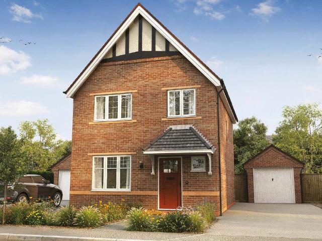 4 bedroom detached house for sale