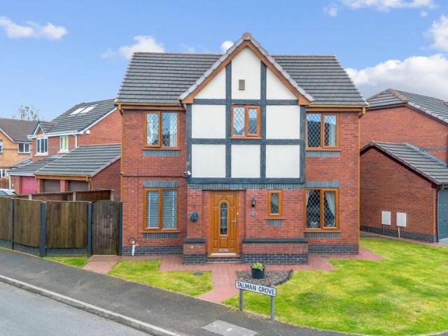 4 bedroom detached house for sale