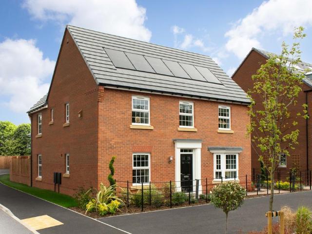 4 bedroom detached house for sale