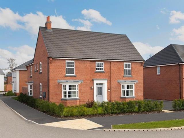 4 bedroom detached house for sale