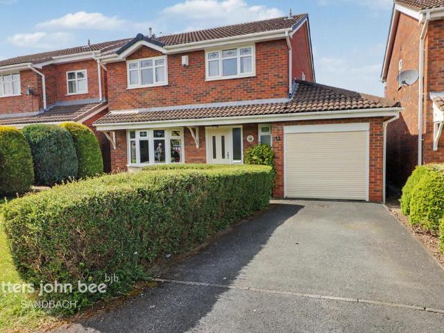 4 bedroom detached house for sale