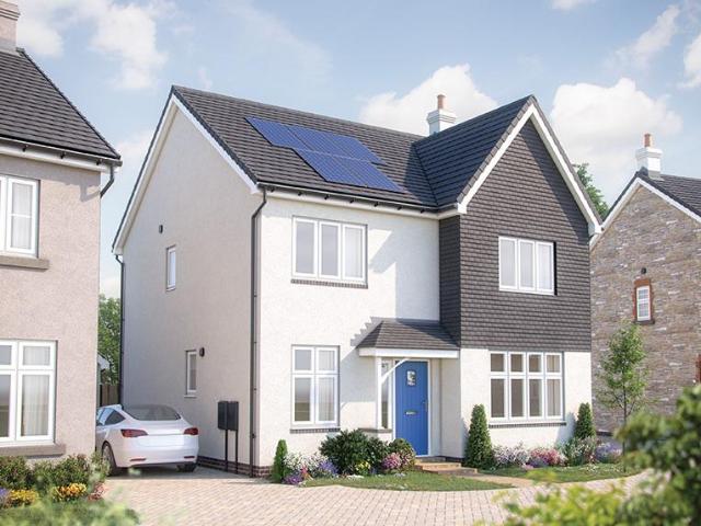 4 bedroom detached house for sale