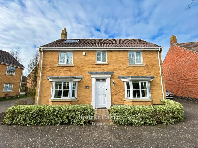 4 bedroom detached house for sale