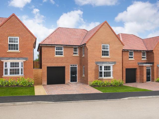 4 bedroom detached house for sale