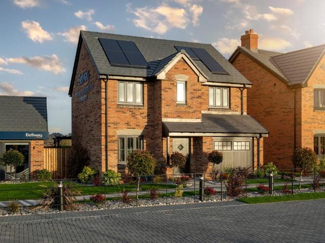 4 bedroom detached house for sale