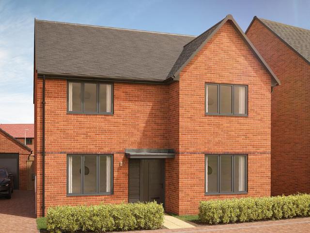 4 bedroom detached house for sale