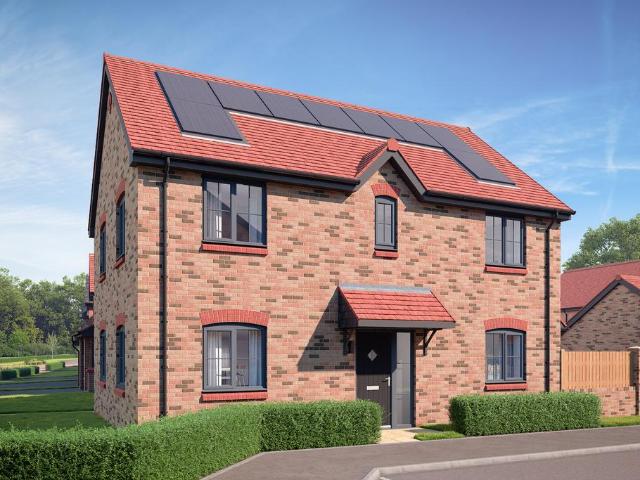 4 bedroom detached house for sale