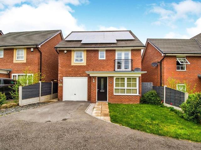 4 bedroom detached house for sale