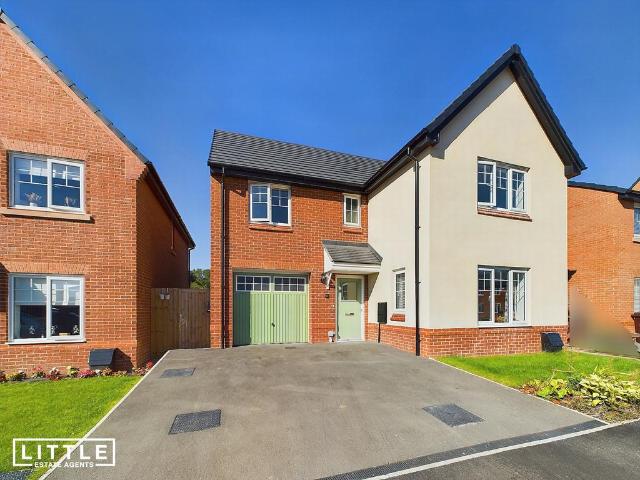 4 bedroom detached house for sale
