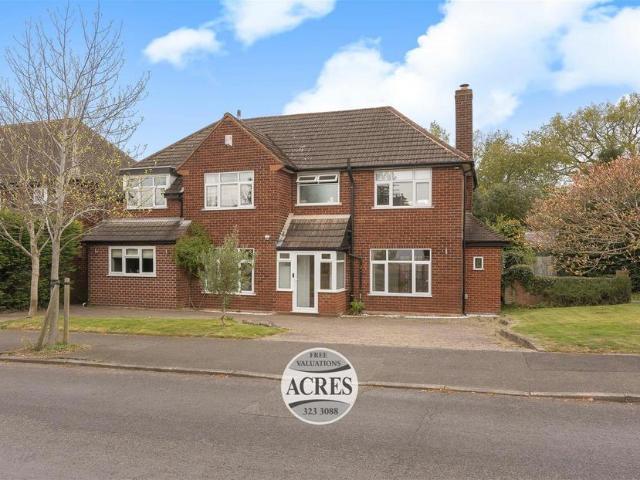 4 bedroom detached house for sale