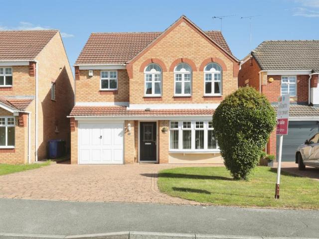 4 bedroom detached house for sale