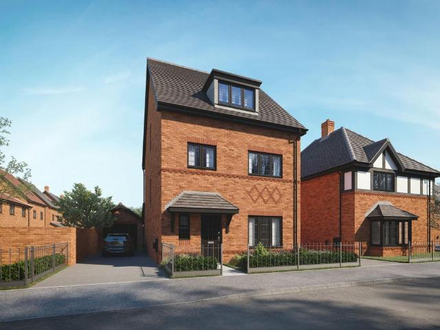 4 bedroom detached house for sale