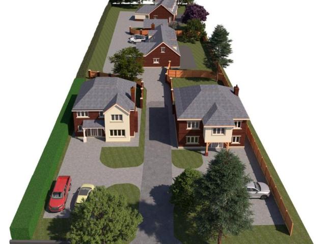 4 bedroom detached house for sale