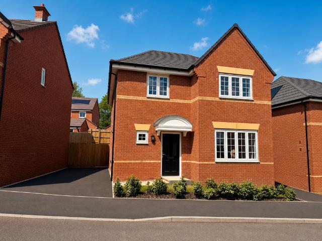 4 bedroom detached house for sale