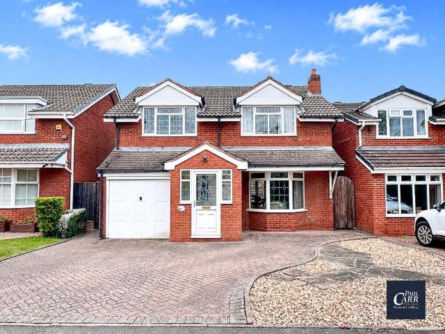 4 bedroom detached house for sale