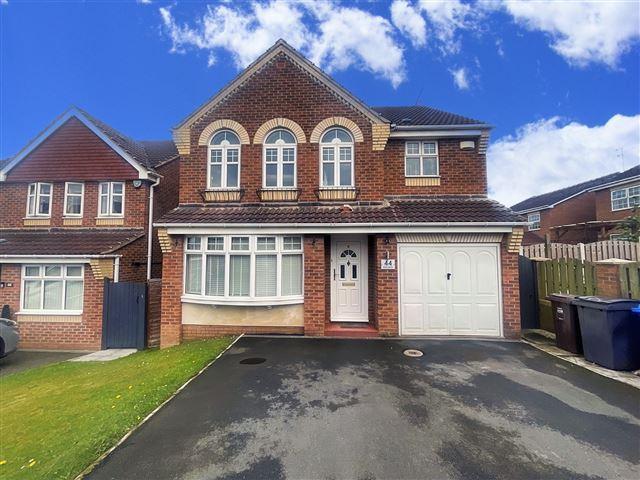 4 bedroom detached house for sale