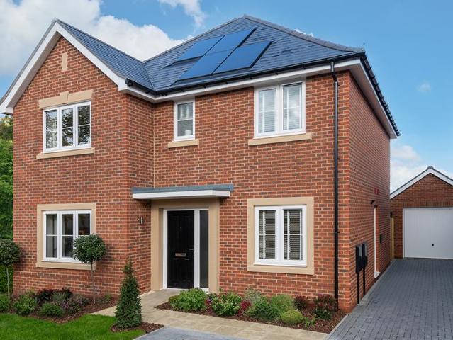 4 bedroom detached house for sale