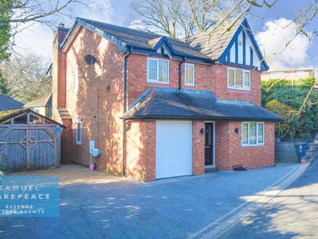 4 bedroom detached house for sale