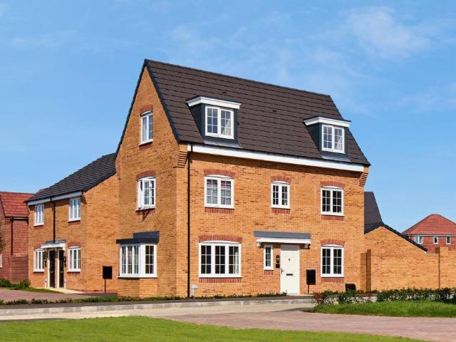 4 bedroom detached house for sale