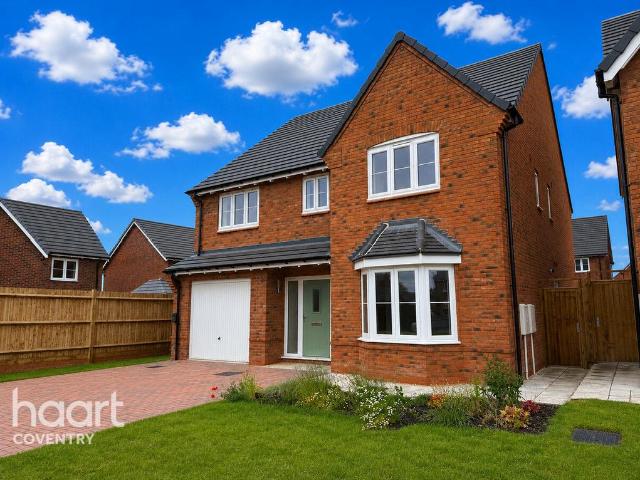 4 bedroom detached house for sale