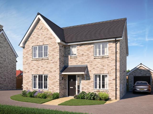 4 bedroom detached house for sale