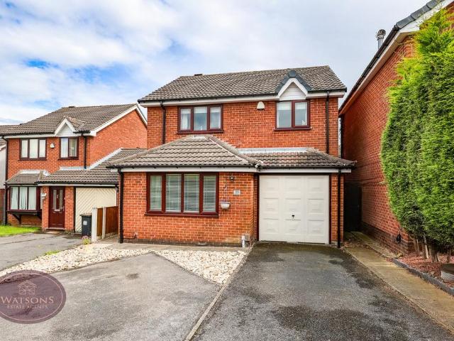 4 bedroom detached house for sale