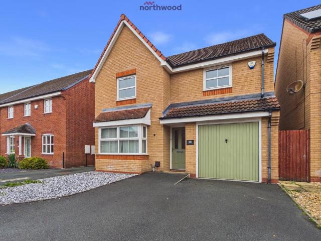 4 bedroom detached house for sale