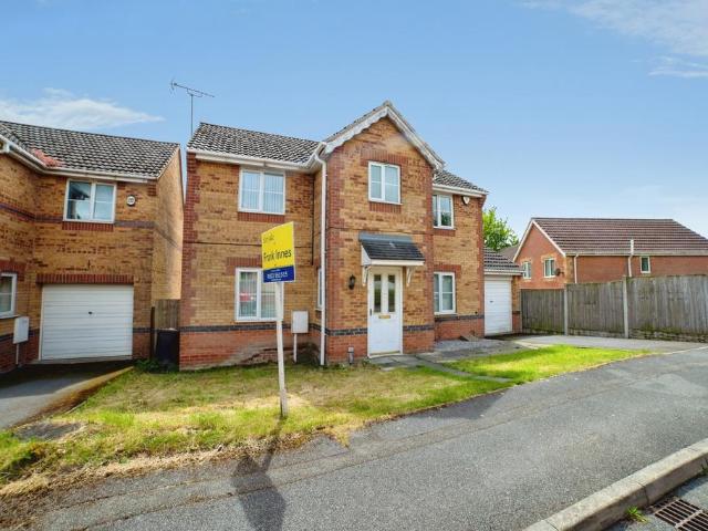 4 bedroom detached house for sale