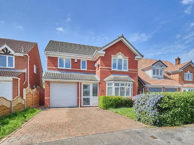 4 bedroom detached house for sale