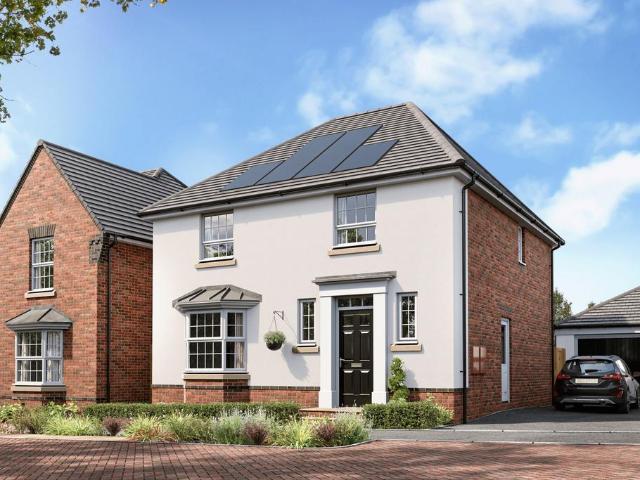 4 bedroom detached house for sale