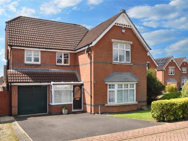4 bedroom detached house for sale