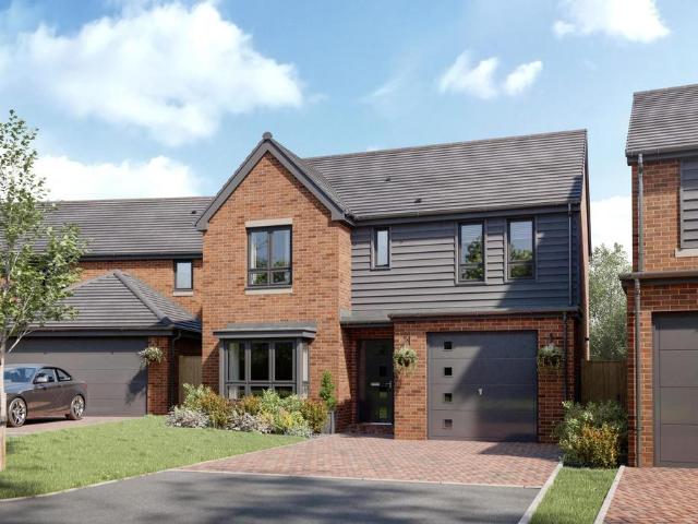 4 bedroom detached house for sale