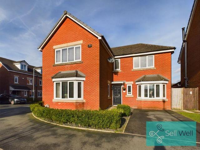 4 bedroom detached house for sale