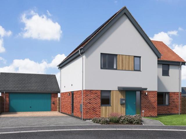 4 bedroom detached house for sale