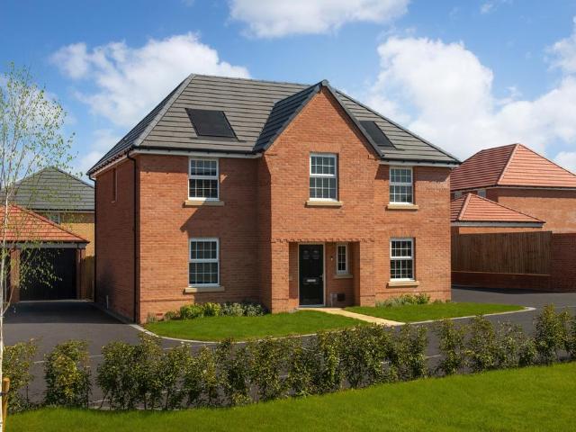 4 bedroom detached house for sale