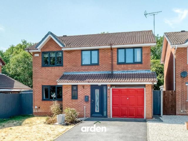 4 bedroom detached house for sale