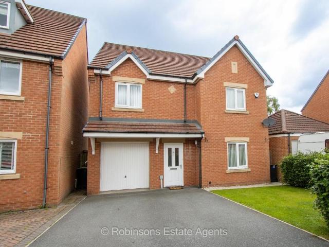4 bedroom detached house for sale