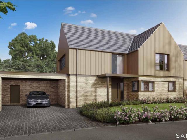 4 bedroom detached house for sale