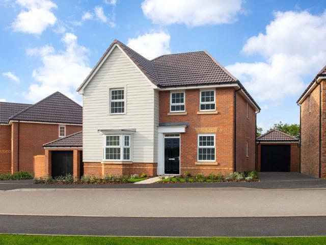 4 bedroom detached house for sale