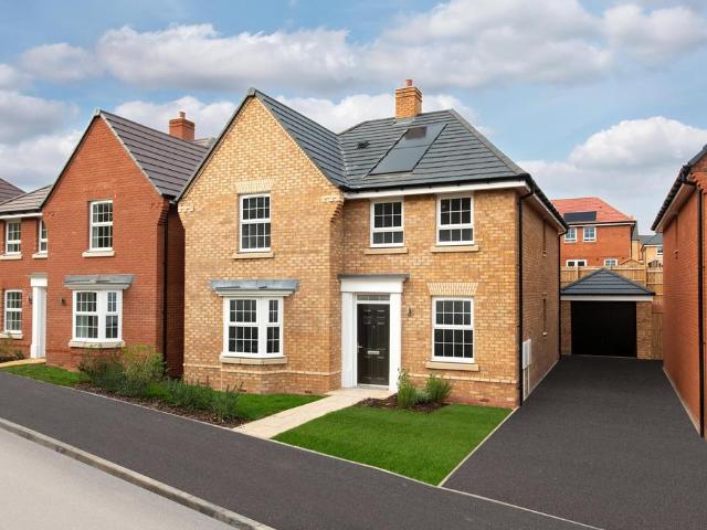 4 bedroom detached house for sale