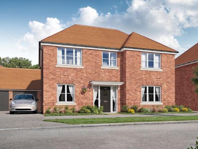 4 bedroom detached house for sale