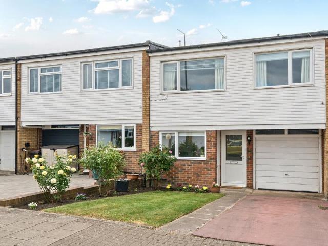 4 bedroom terraced house for sale