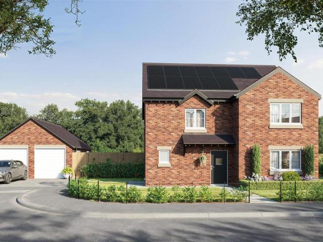 4 bedroom detached house for sale