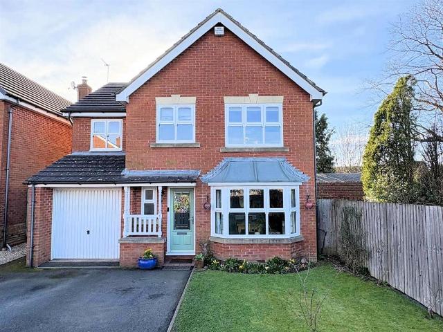 4 bedroom detached house for sale
