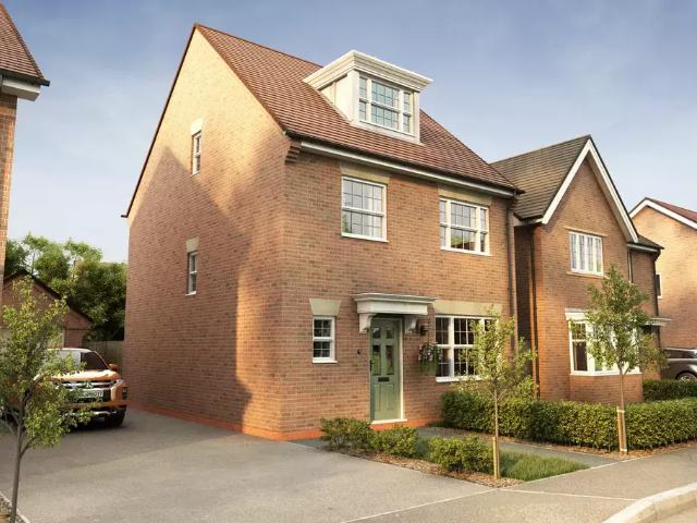 4 bedroom detached house for sale