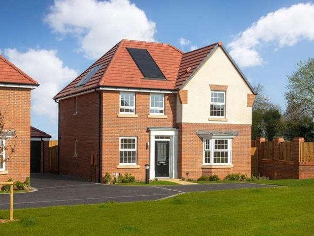 4 bedroom detached house for sale