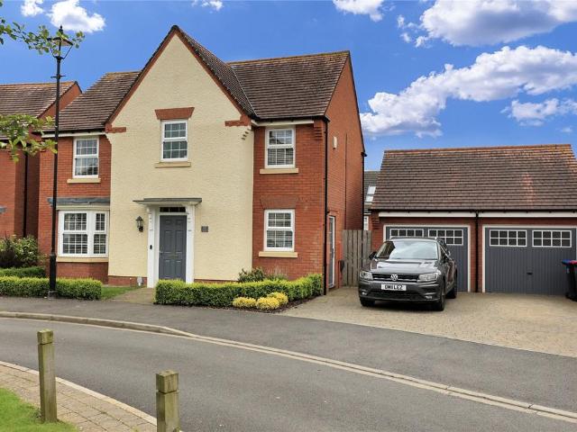 4 bedroom detached house for sale